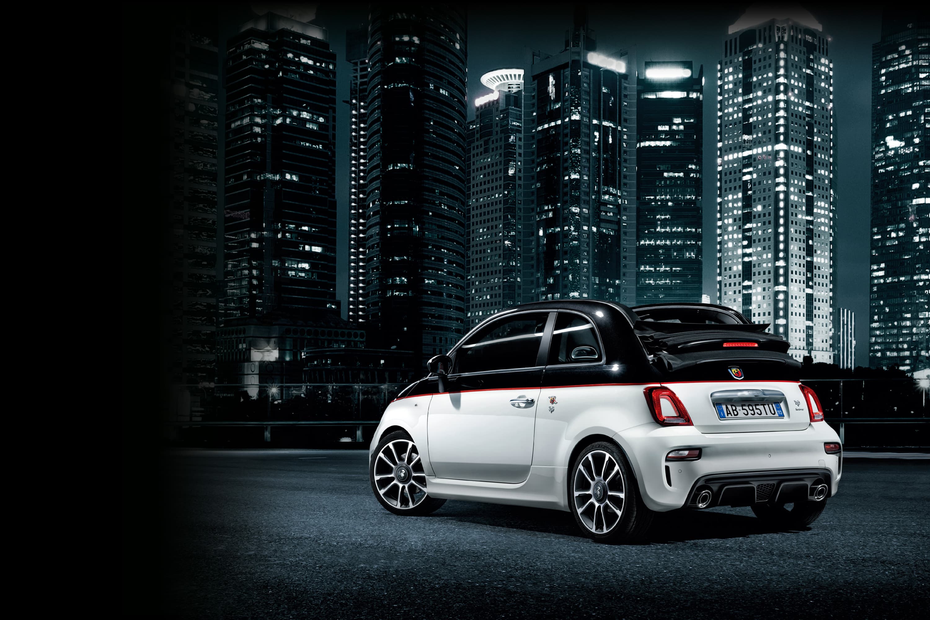 ABARTH 595C TURISMO(ツーリズモ)｜ABARTH（アバルト）