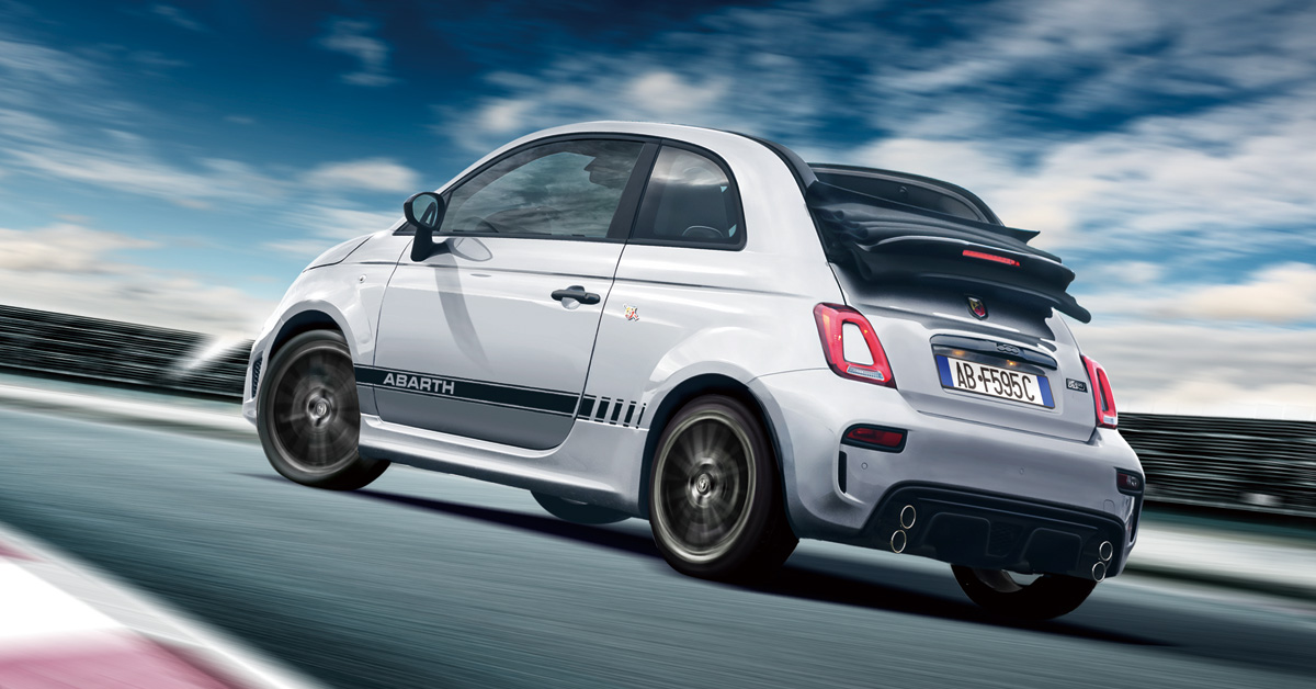 ブラックの電動開閉式ソフトトップを搭載したアバルトF595ベースのマニュアル限定モデルの第2弾を発売 (2/2) - Webモーターマガジン